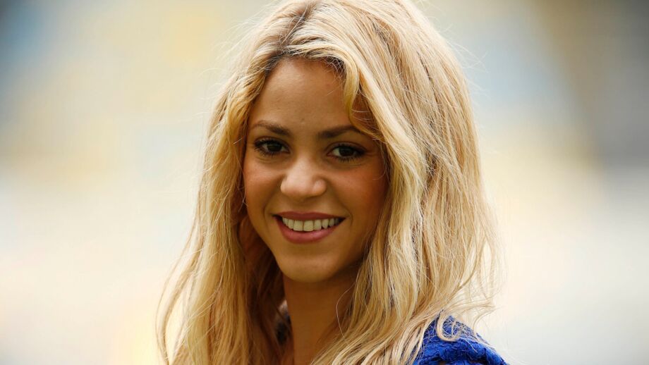 Shakira - La biographie de Shakira avec Gala.fr Shakira - La biographie de Shakira avec Gala.fr